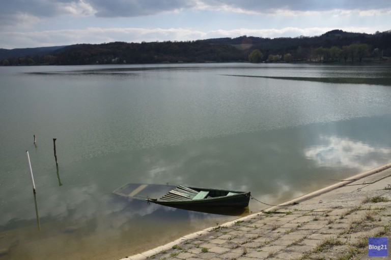 Lake Orfu in spring time – Pannonland.com